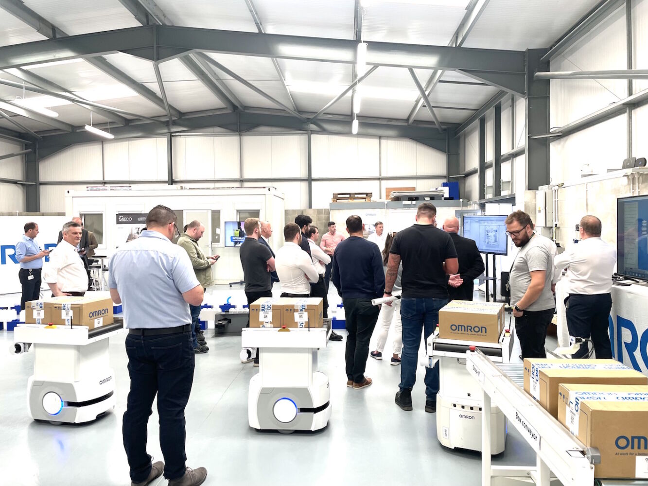 OMRON’s Flexible Manufacturing Roadshow comes to UK to demonstrate the ...