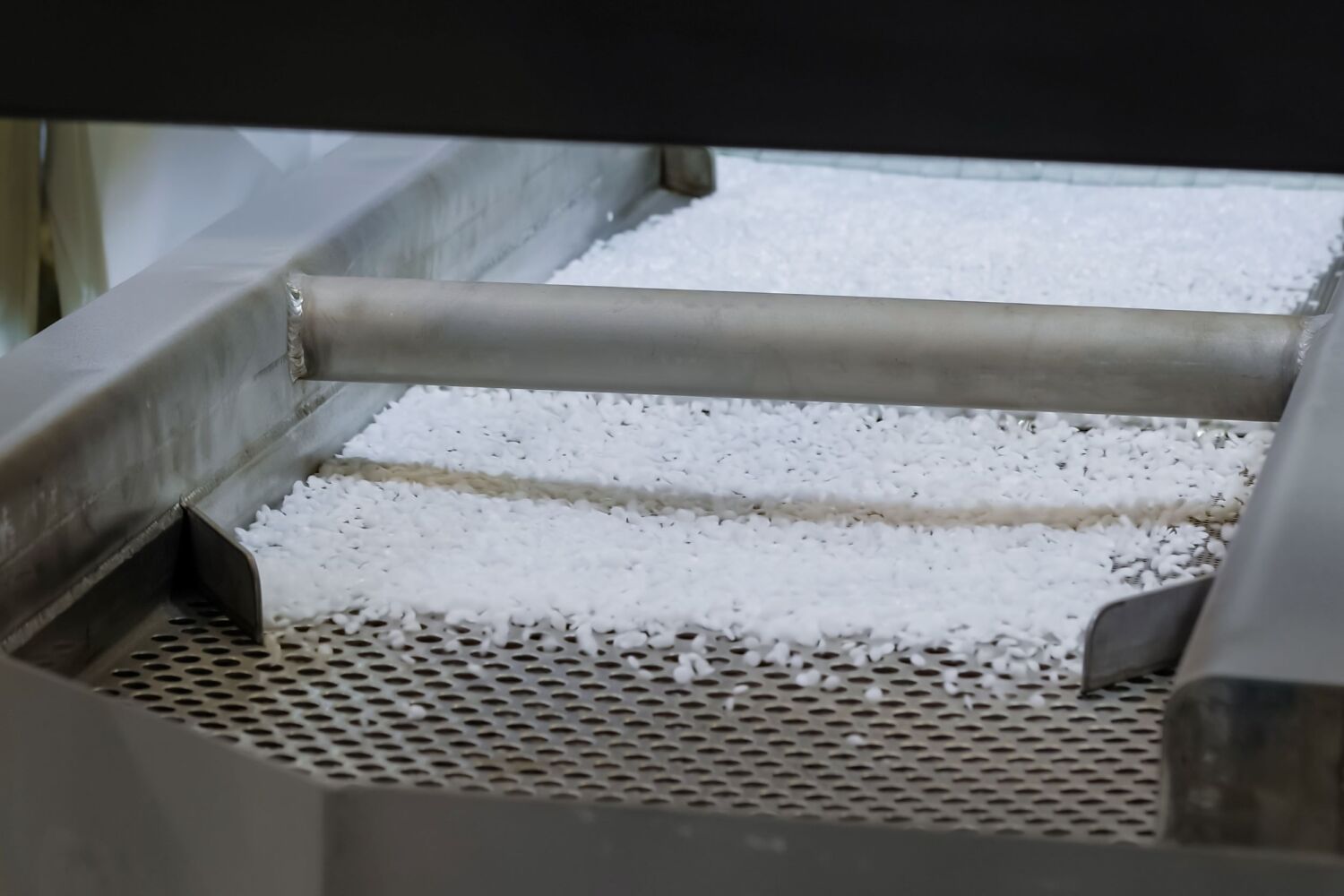 Convey more with vibratory conveyor technology - UK Manufacturing